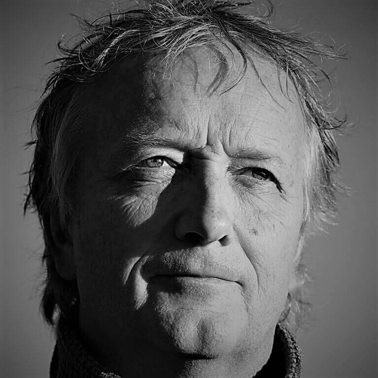 Joe Cawley, el escritor británico que disfruta de largas temporadas en ...